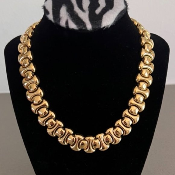 Trifari | Jewelry | Vintage Trifari Gold Plated Necklace Approx 7 L ...